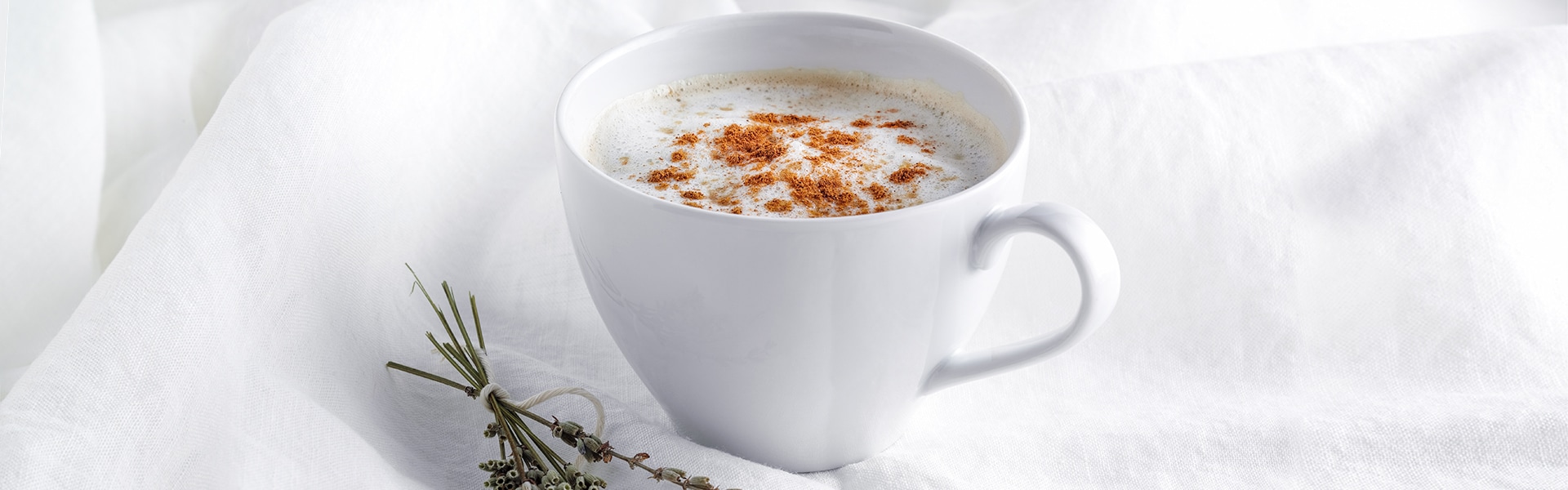 Cinnamon Almond Cream Latte